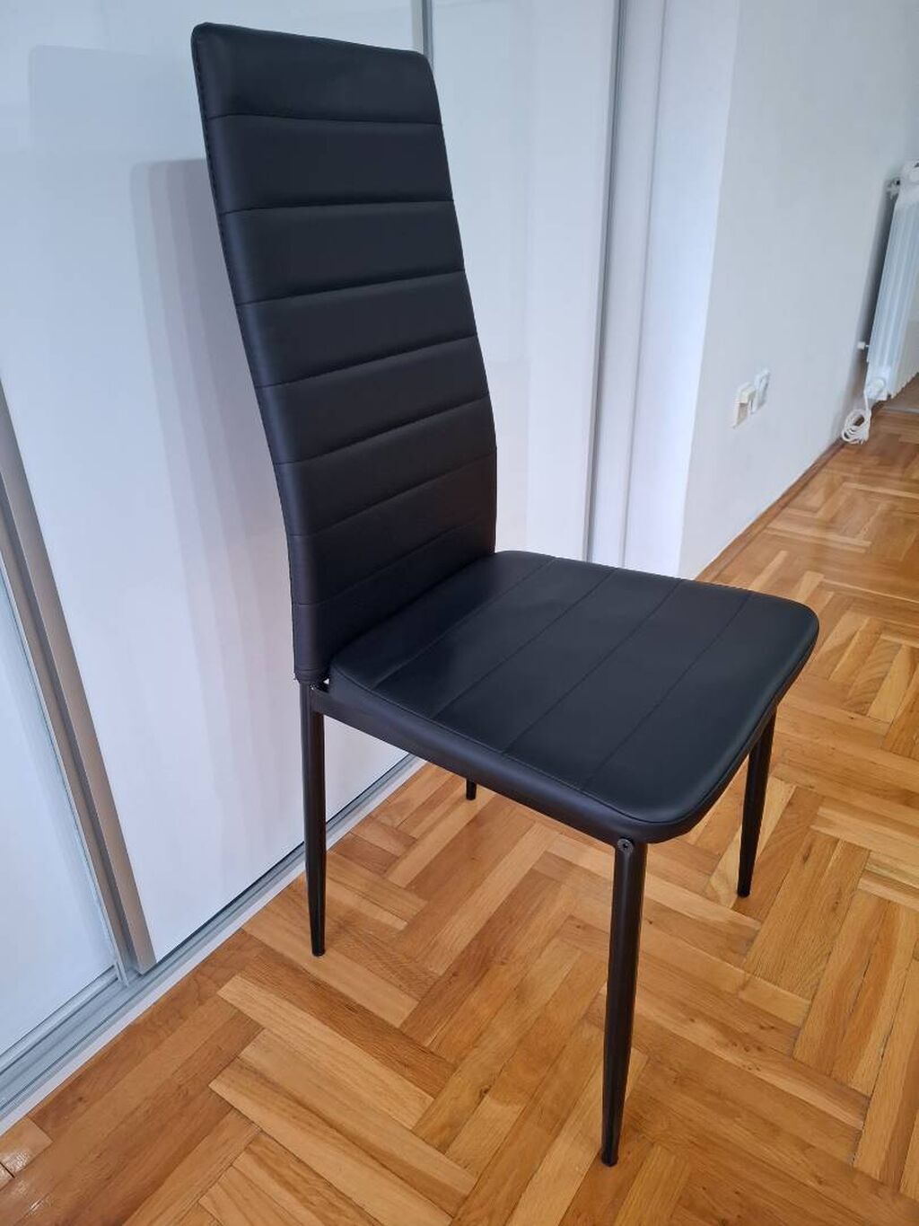 Jysk TOREBY stolica, novo i povoljno! Stolica kupljena samo kao zamena