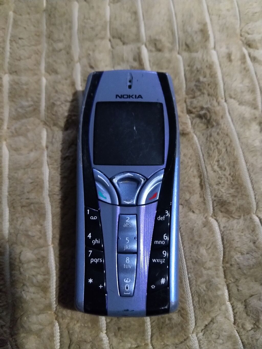 Nokia 7250i & Nokia 6100 (model NHL-4JX) – klasični GSM telefon sa