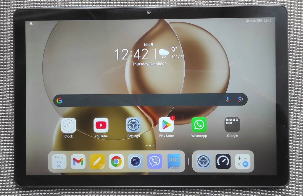 Honor Pad X8 WiFi 10.1" Uz tablet dajem sd karticu od 128 GB