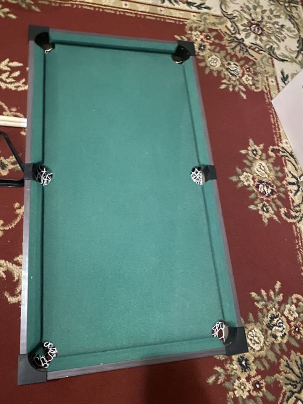 Mini bilijarski sto – komplet set - Sto sa zelenim platnom i 6 rupa