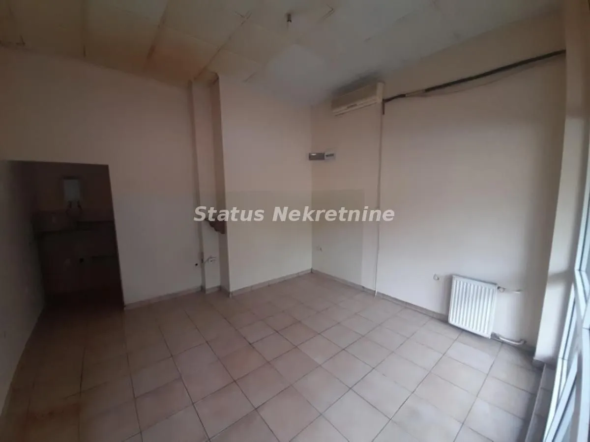 Izdavanje, poslovni prostor, 20m2, Grbavica, Novi Sad, Novi Sad
