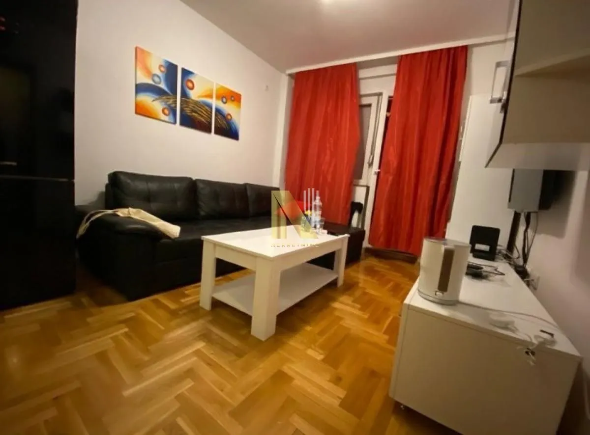Izdavanje, dvosoban stan, 42m2, Podbara, Novi Sad, Novi Sad