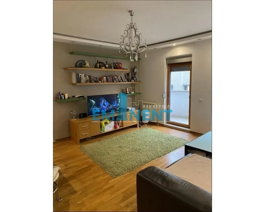 Izdavanje, dvosoban stan, 63m2, Stari Grad, Beograd