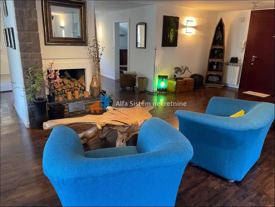 Izdavanje, četvorosoban stan, 120m2, Savski Venac, Beograd