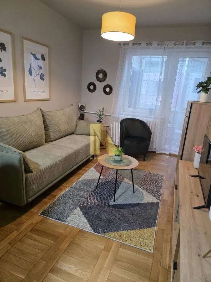 Izdavanje, garsonjera, 27m2, Socijalno, Novi Sad, Novi Sad