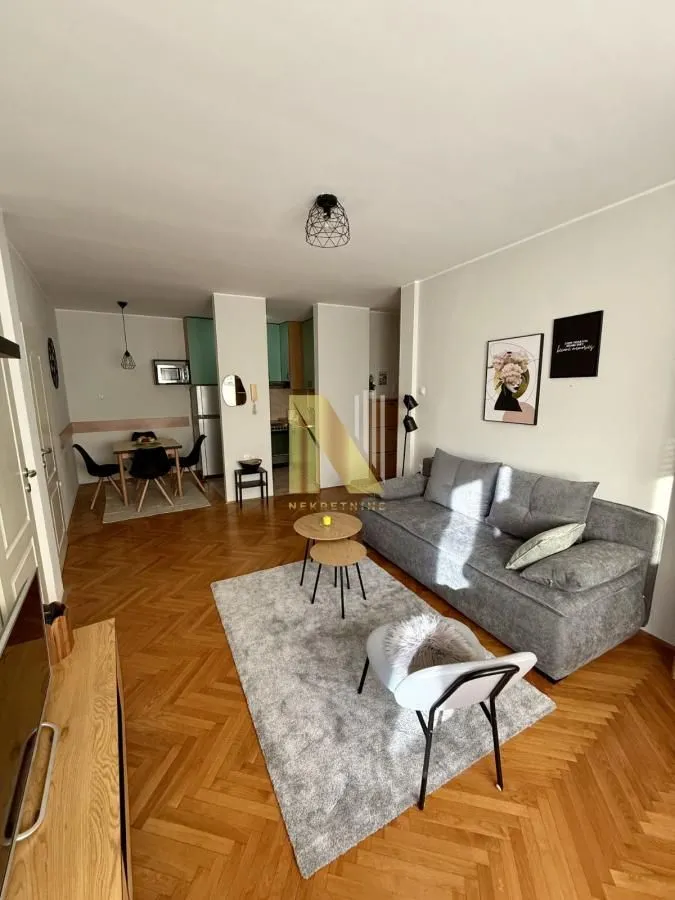 Izdavanje, dvosoban stan, 54m2, Grbavica, Novi Sad, Novi Sad