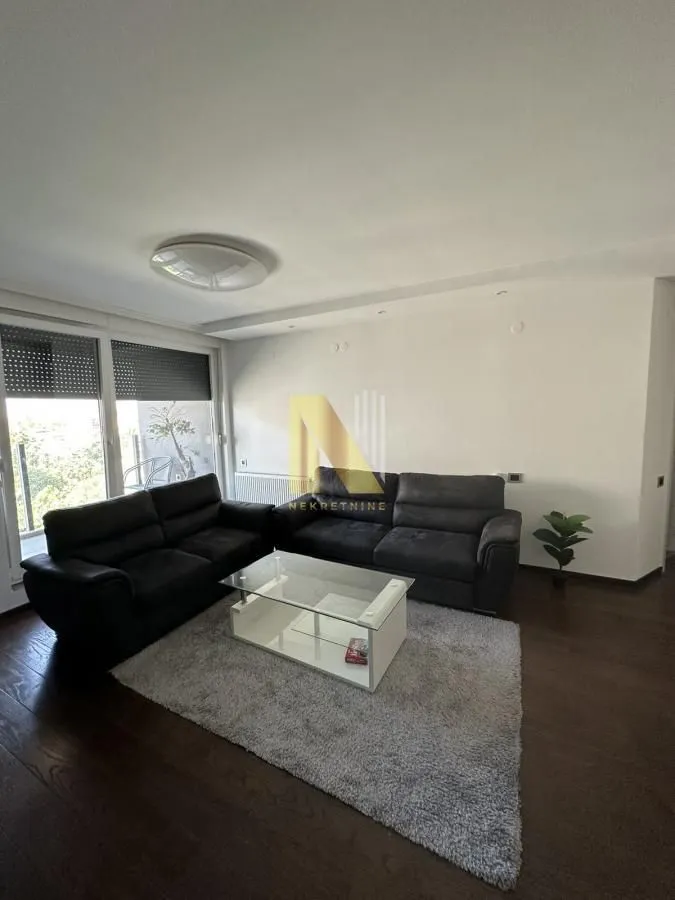 Izdavanje, dvosoban stan, 76m2, Adamovićevo Naselje, Novi Sad, Novi Sad
