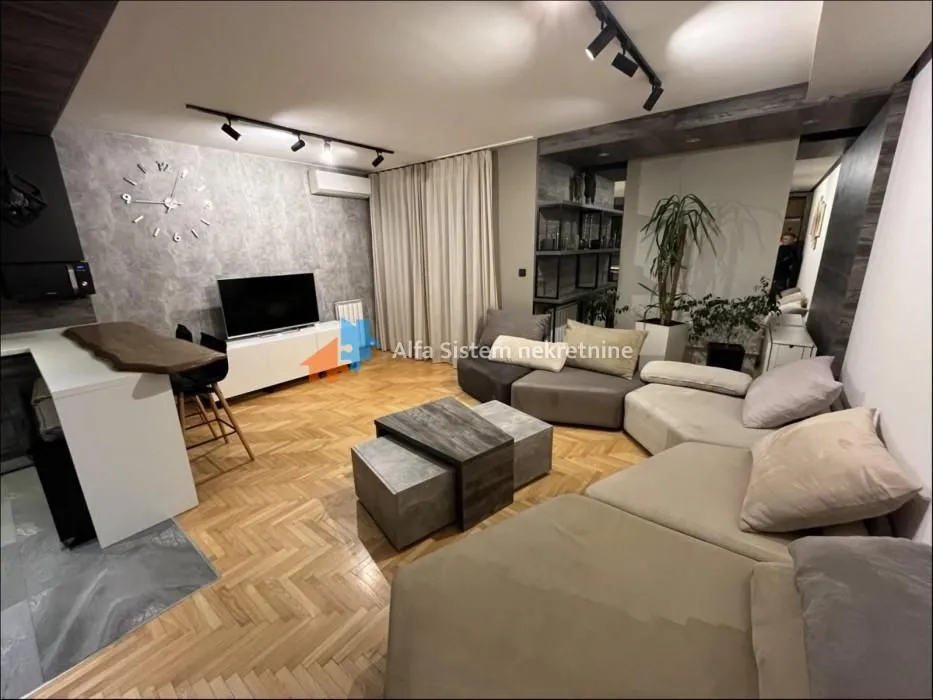 Izdavanje, trosoban stan, 83m2, Voždovac, Beograd