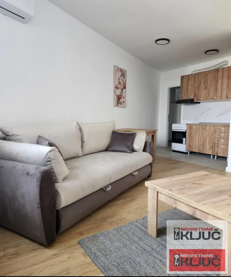 Izdavanje, jednosoban stan, 48m2, Bulevar patrijarha Pavla, Novi Sad, Novi Sad