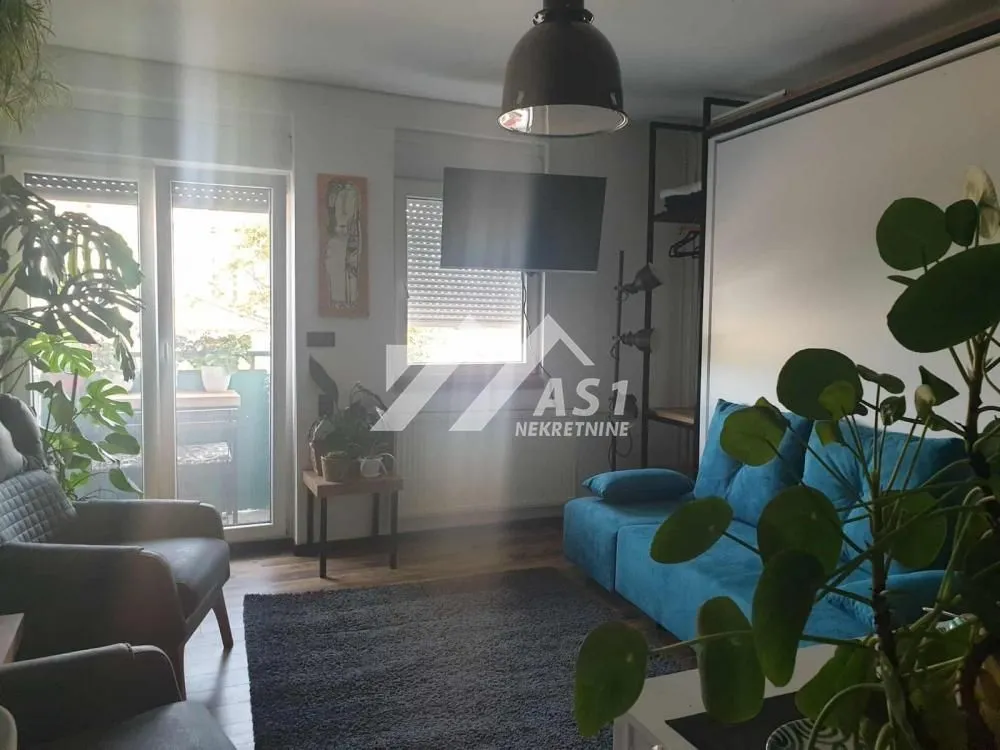 Izdavanje, jednosoban stan, 35m2, Kej, Novi Sad, Novi Sad