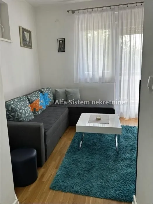 Izdavanje, dvosoban stan, 56m2, Karaburma, Palilula, Beograd