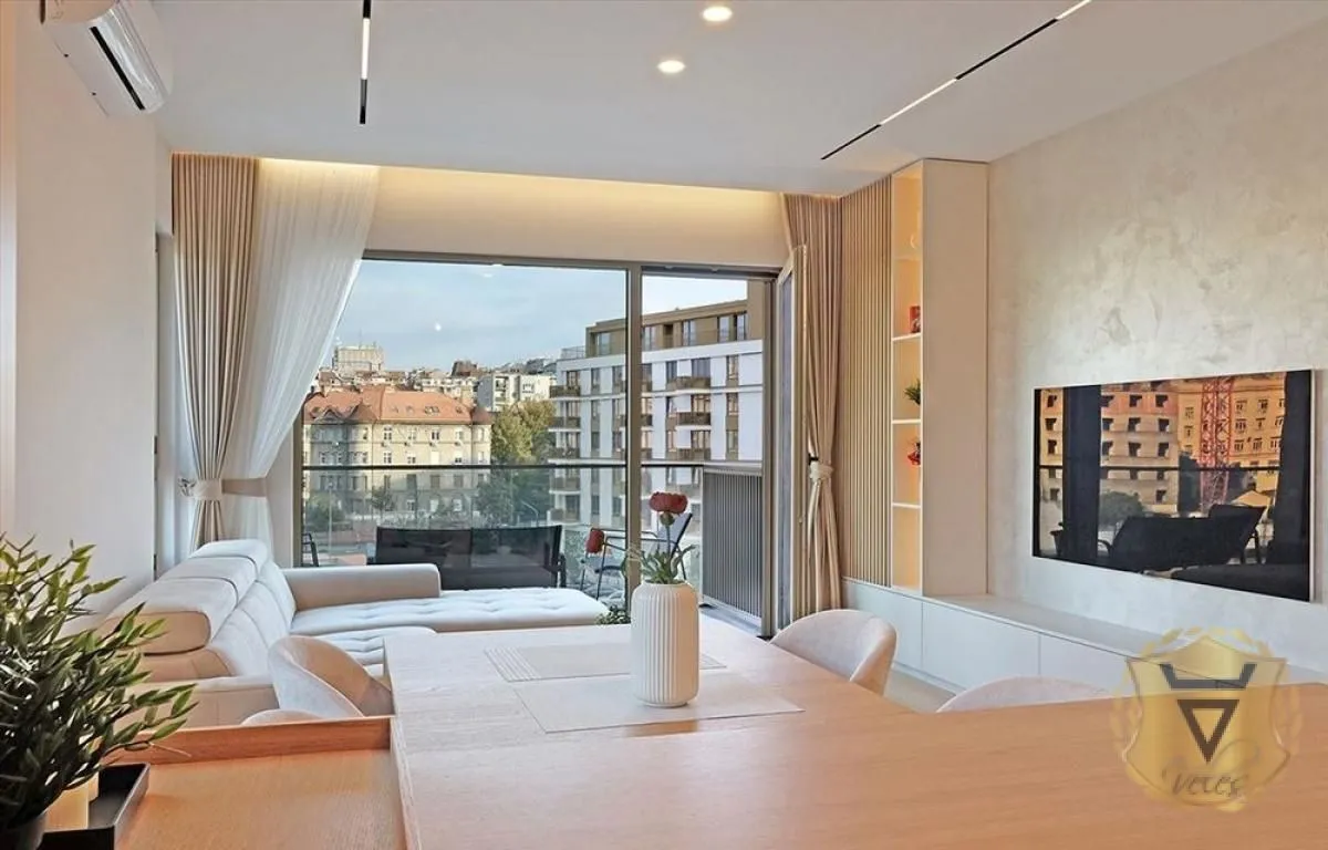 Izdavanje, trosoban stan, 72m2, Savski Venac, Beograd