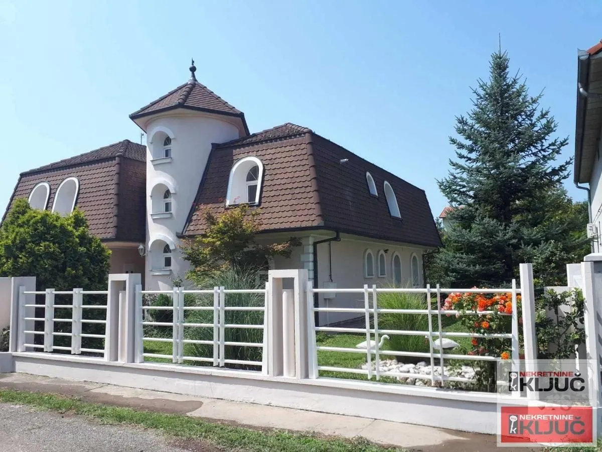 Izdavanje, kuća, 225m2, Veternik, Novi Sad, Novi Sad