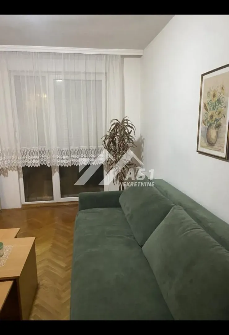 Izdavanje, stan, 26m2, Bulevar Oslobodjenja, Novi Sad, Novi Sad