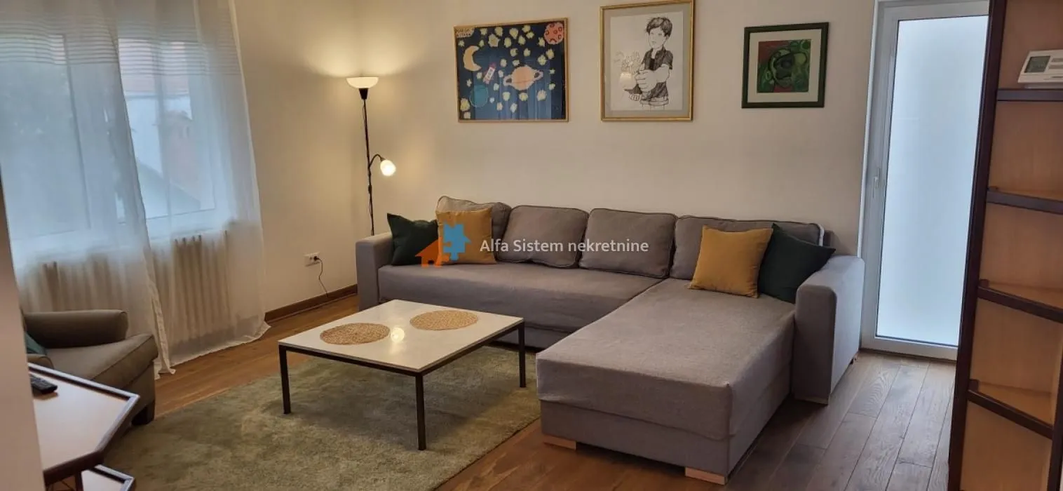 Izdavanje, trosoban stan, 90m2, Banovo Brdo, Beograd