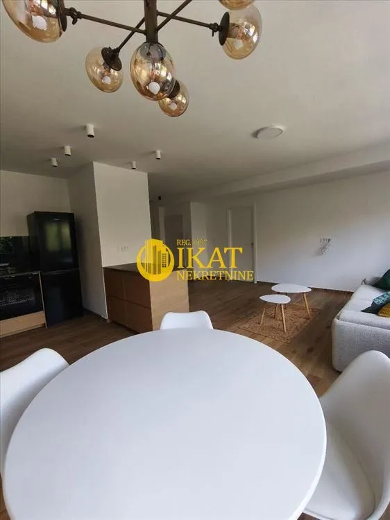Prodaja, dvosoban stan, 55m2, Savski Trg, Beograd