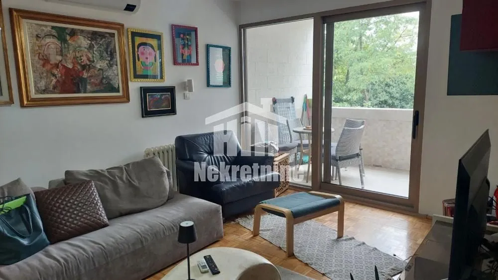 Prodaja, dvosoban stan, 52m2, Julino Brdo, Beograd