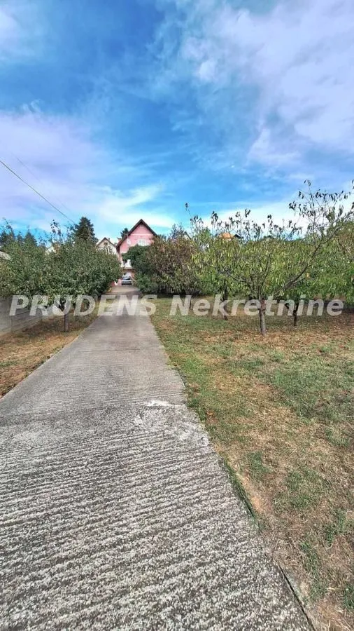 Prodaja, kuća, 333m2, Grocka, Beograd