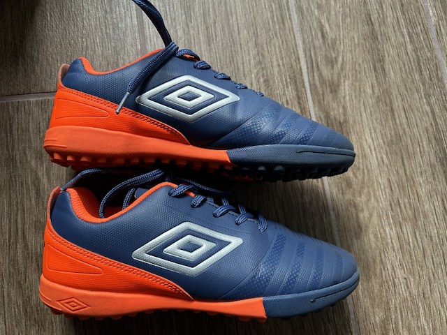 Umbro patike