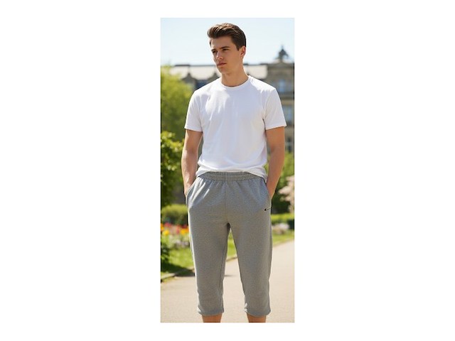 Champion 3/4  unisex Trenerka Vel. M  Na prodaju unisex