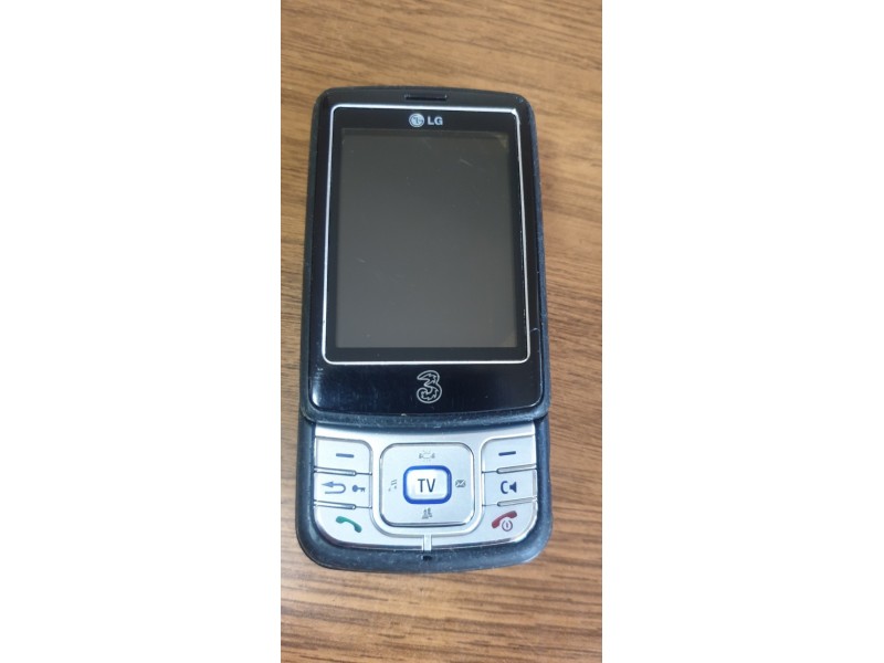 LG U900