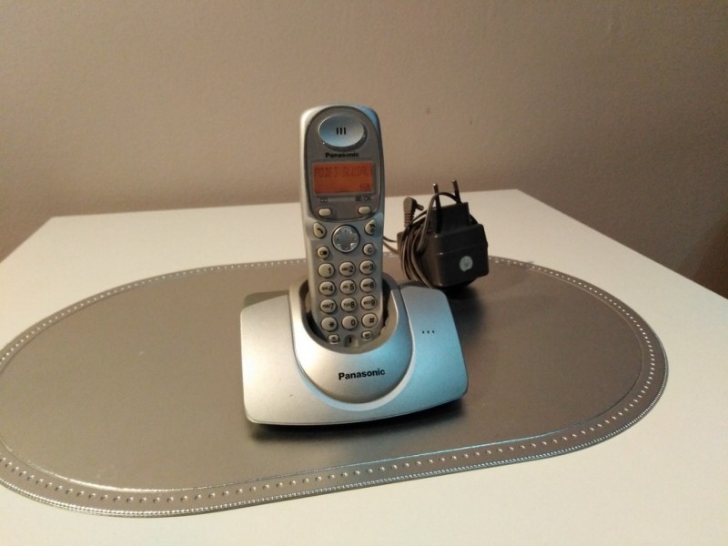 Panasonic bezicni fiksni,telefon KxTg110fx,ispravan.