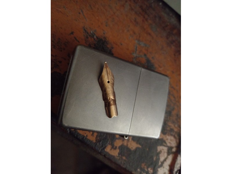Pelikan zlato