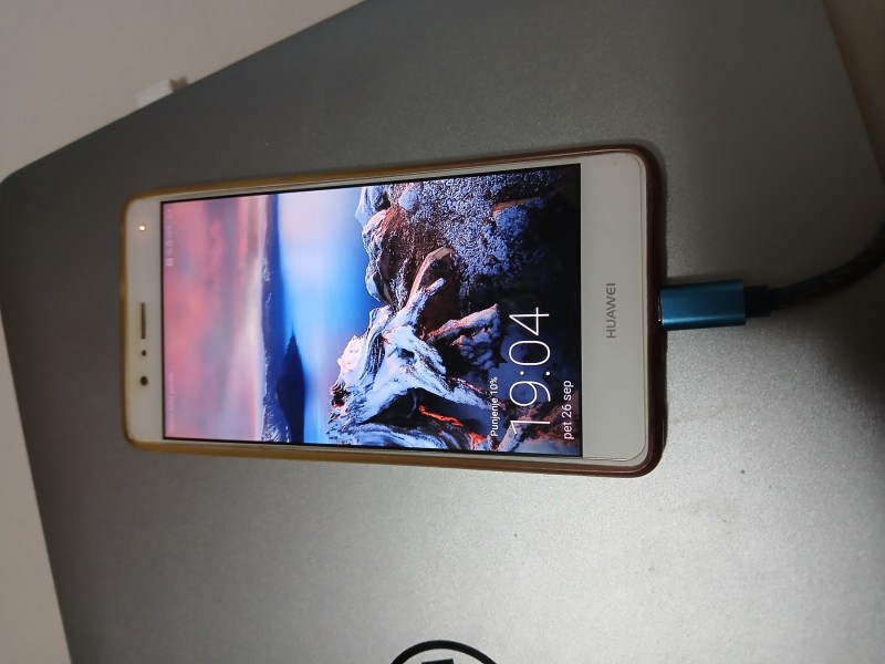 HUAWEI P9