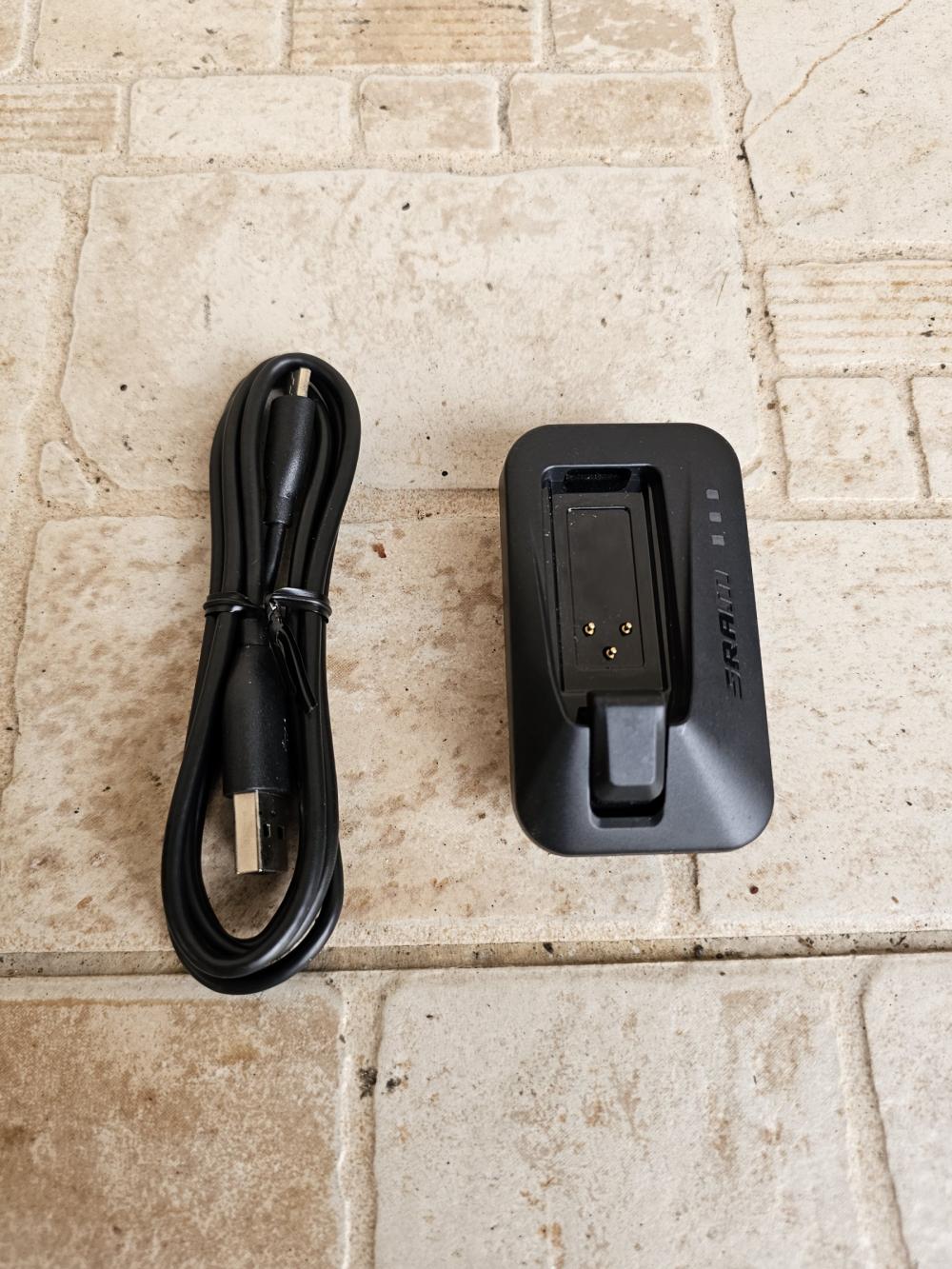 SRAM eTap AXs punjač
