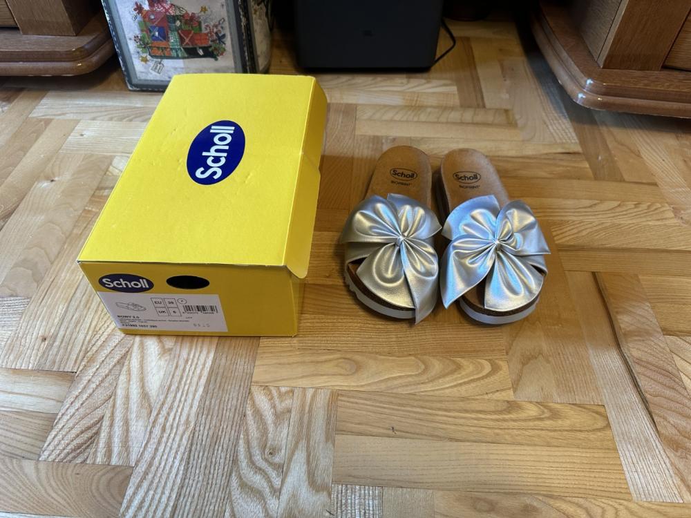 Zenske papuce Scholl Bowy 2.0 silver 39 novo