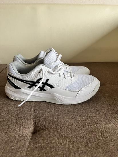Nove muske asics patike 43,5