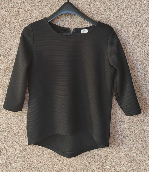 Bluze m/l 500 dinara