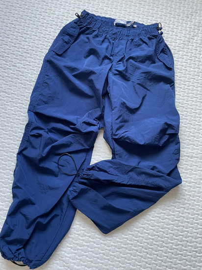 Bershka pantalone S