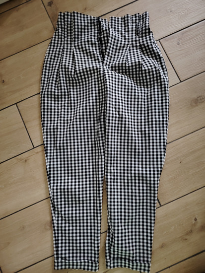 Bershka pepito pantalone