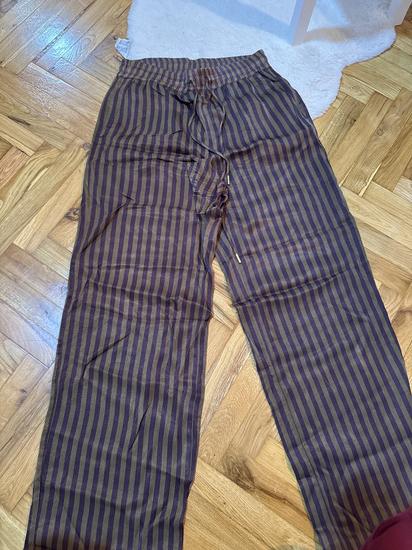 Zara pantalone