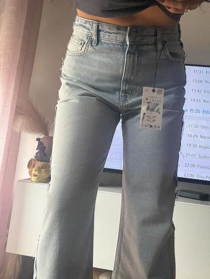 Zara farmerice visok struk