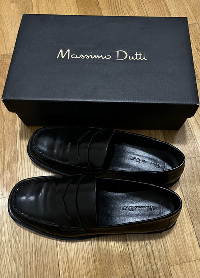 Kozne cipele Massimo Dutti