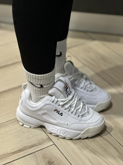 Fila zenske patike