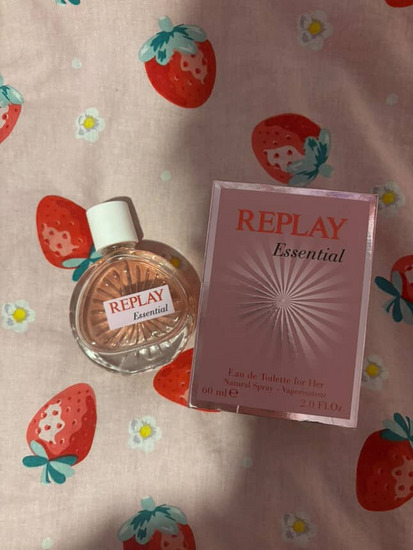 Replay Essential Parfem