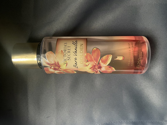 Vicroria secret Bare Vanilla Golden