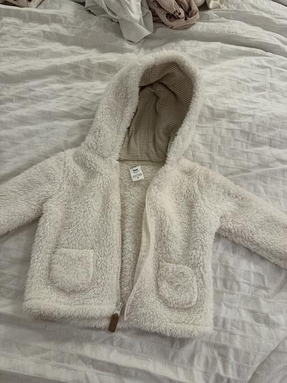Carter's plisana bela jaknica 74