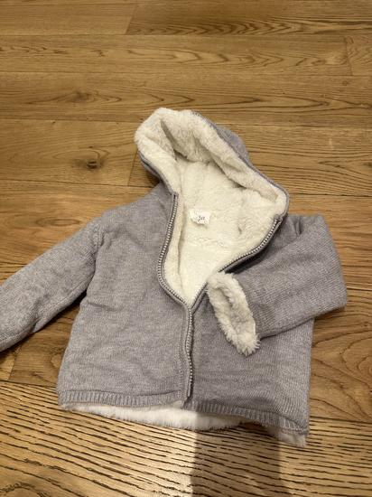 Jaknica za bebe 6-9 meseci 68-74
