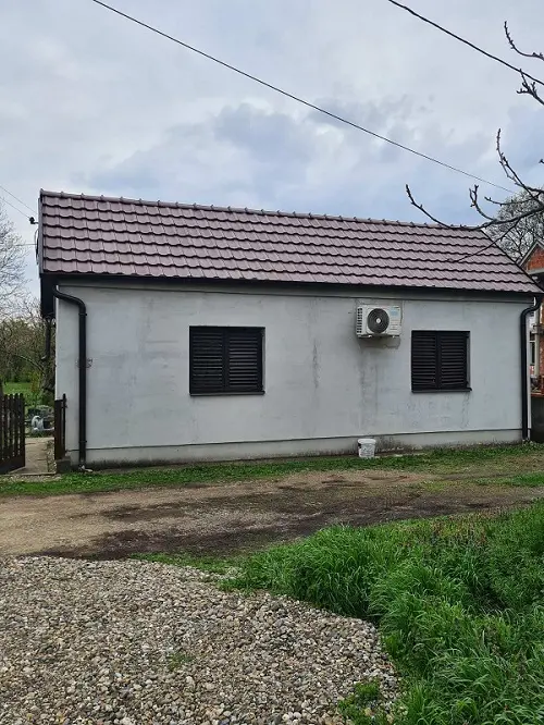 KUĆA U BOGATIĆU