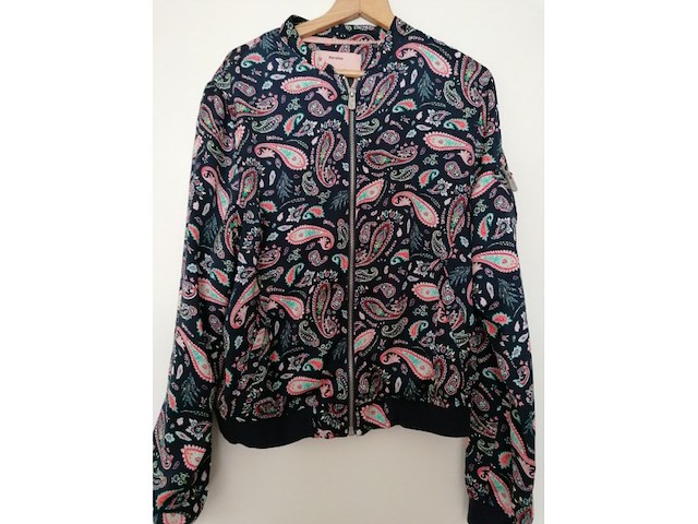 Jaknica Bershka L