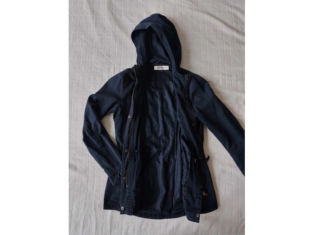 ONLY prolećna/jesenja jakna S i poklon bluza