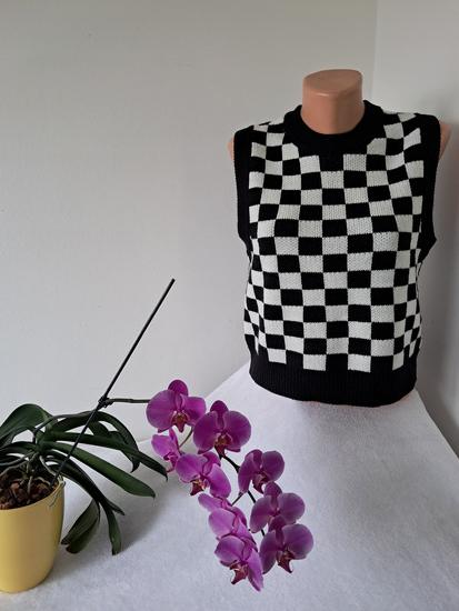 FB SISTER pulover crno-bele kocke vel S