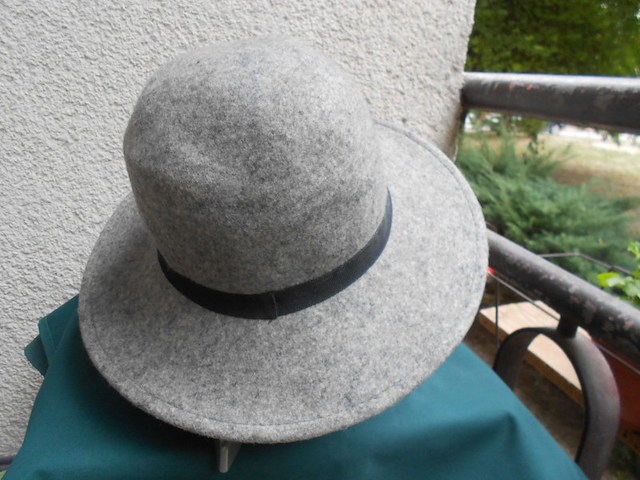 ***ZA JESENJU ELEGANCIJU***
