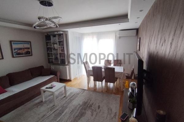Radoja Domanovića , Trosoban stan na prodaju, 64m2, 265.000€