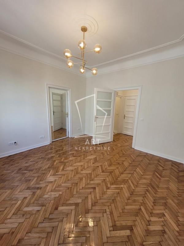Kosančićev Venac, Dvoiposoban stan za izdavanje, 66m2, 1.100€