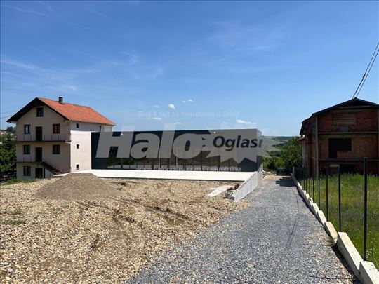 Poslovni objekat/magacin ibarska magistrala meljak